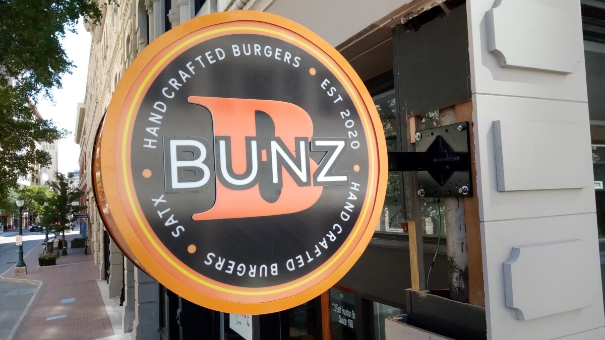 Garcia Signs, Electric, and A/C – Customize Signs