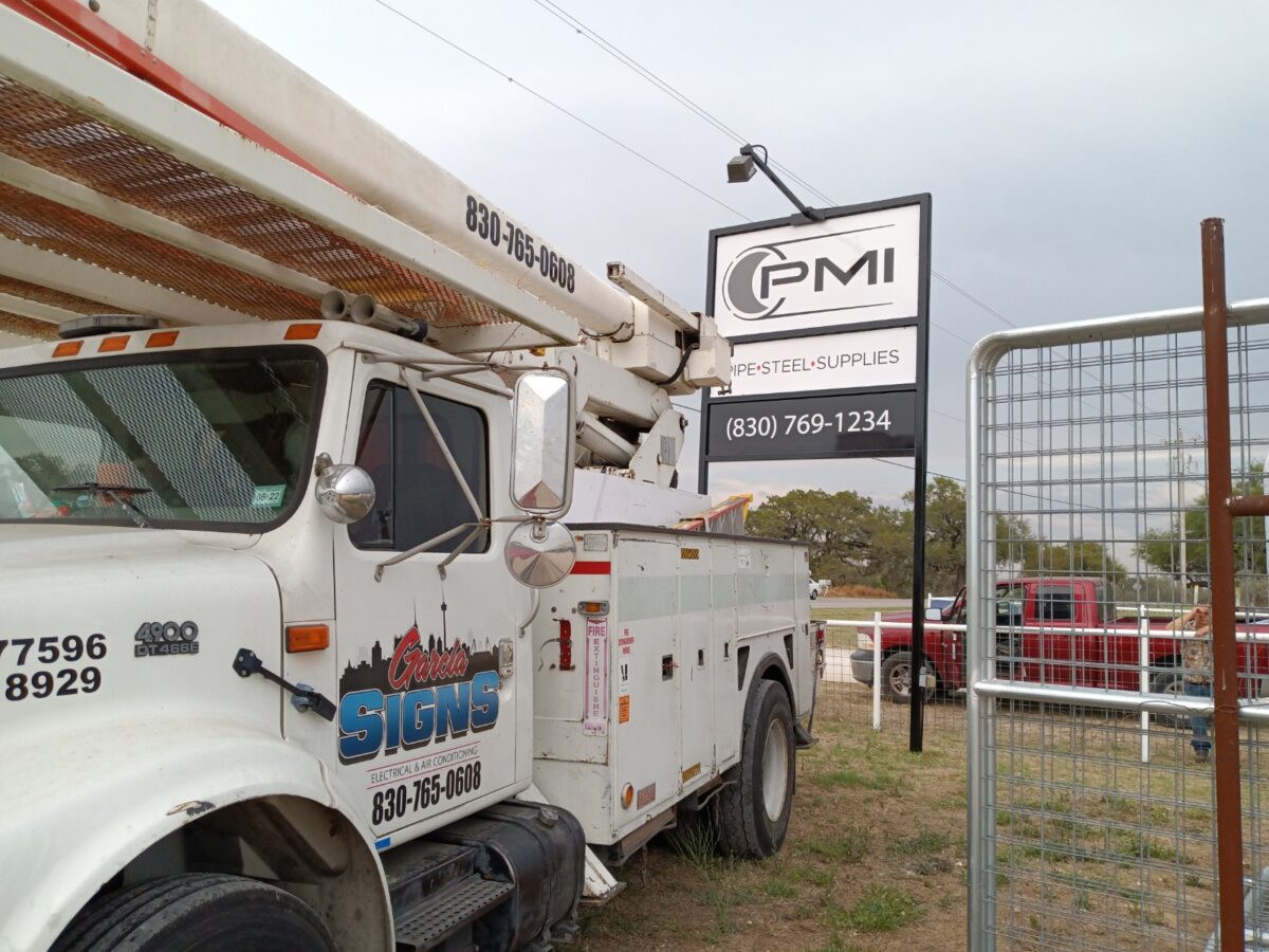 Garcia Signs, Electric, and A/C – Customize Signs